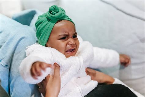 Anxious Preoccupied Attachment Style: Signs & Causes - AP
