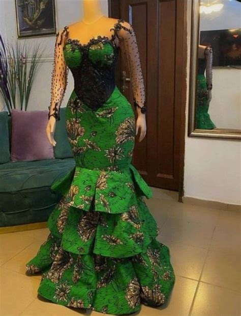 Luxury Senior Prom Dress Homecoming Dress Extra Train Bridesmaids Dress