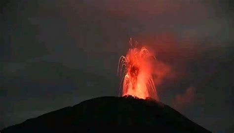 Flores Volcano Eruption Lewotobi Impact And Travel Guide