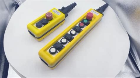 Xac Speed Button Emergency Stop Hoist Crane Control Box Push Button Switch China