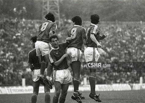 Vitosha Sofia Cfka „sredets“ Sofia 1 4 11 May 1988 — A