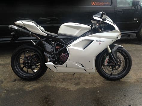 Ducati 1198 Pearl White