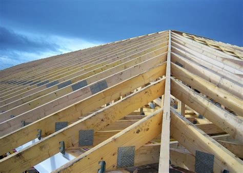 Building Timber Roof Trusses