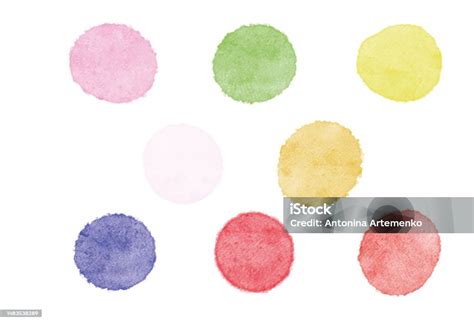 수채화 원 모양 벡터 컬렉션입니다 파스텔 무지개 색상은 손으로 그린 반점을 설정합니다 화려한 수채화 물감 그림 큰 점 그림 디자인 요소 텍스트 배경입니다 0명에 대한 스톡