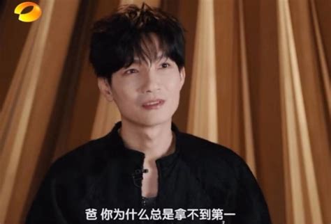 陈楚生称儿子会问他怎么拿不到《歌手》第一：他会接受不了，他会哭