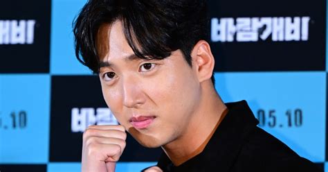 차선우 강력한 복싱 포즈 포토엔hd