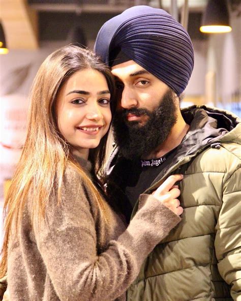 Kulhad Pizza Couple Post 3