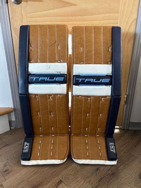 32 3 True L87 Px3 Goalie Full Set Full Right Sidelineswap