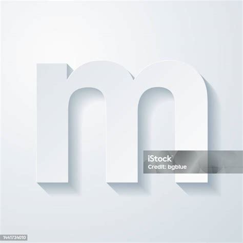 문자 M 빈 배경에 종이 자르기 효과가 있는 아이콘 3차원 형태에 대한 스톡 벡터 아트 및 기타 이미지 3차원 형태 개념