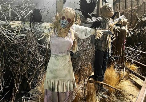 Haunted House Scarecrow Facade Halloween Time At Disneyland Complete