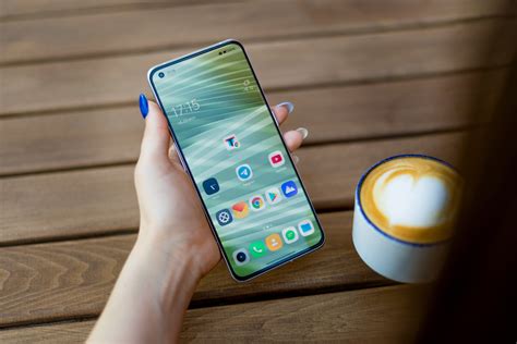 a 14 year old programmer made it easier to use a smartphone with a busy