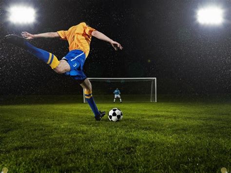 8 Sports Photographers On Their Most Dramatic Action Shots Artofit