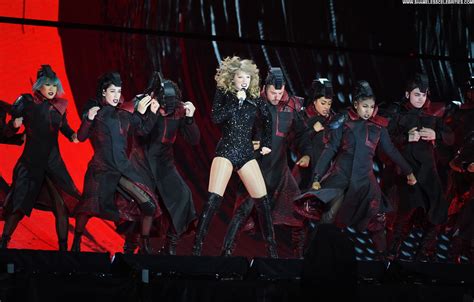 Replies Celebrity Beautiful Babe Posing Hot Singer Sexy Concert Erotic Videos Sex Black Old