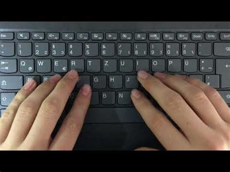 10-Finger-Tippen-Tutorial/Universal Guys - YouTube