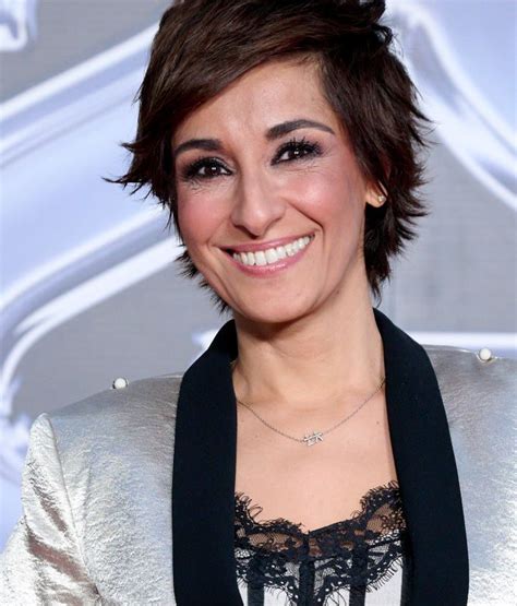 El Marido De Adela Tiene Algo Que Decirle