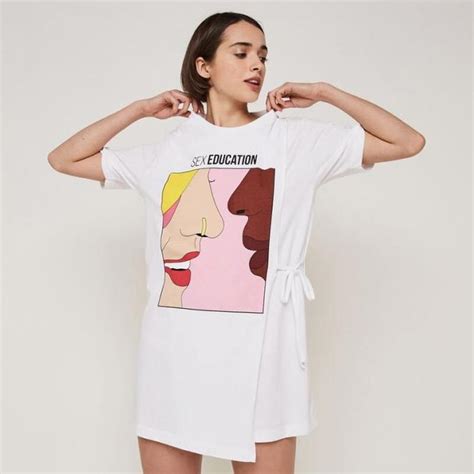 Sex Education футболка подовжена сукня Netflix з принтом — цена 208 грн