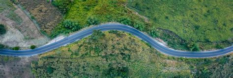 Leveraging Service Mesh For Dynamic Traffic Routing In Shared