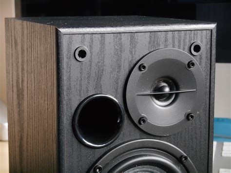 Edifier R1100 - Arthur23 - Product reviews - Tweakers