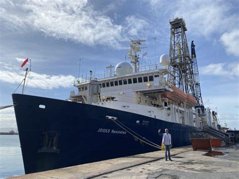 Of Patterns And Randomness Joides Resolution