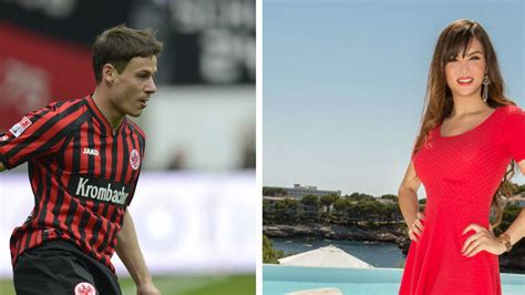 Turtelger Chte Tv Transe Liebt Profi Fu Baller Promiflash De