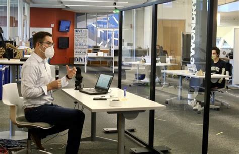 Maker Class Adapts To Covid 19 Innovates At The Wondry School Of