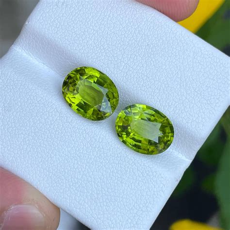 820 Carats Green Loose Peridot Pair Fancy Oval Cut Natural Pakistani