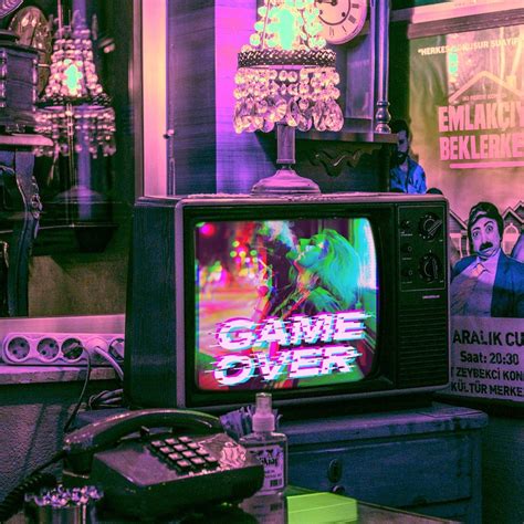 글리치 효과·합성·폰트 디자인 Sns·썸네일 디자인 포트폴리오 크몽