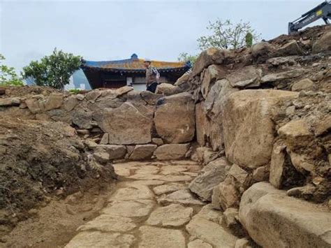 기장군 기장읍성 동벽부 해자·치 등 발견 조사 성과