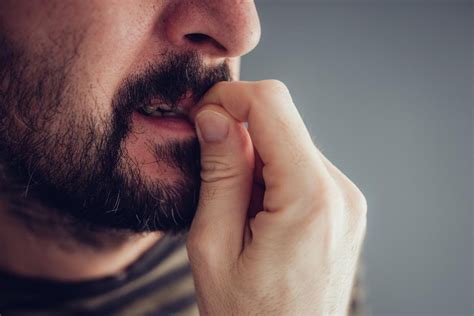 Dermatophagia Why Do People Eat Their Finger Skin Evrim Ağacı