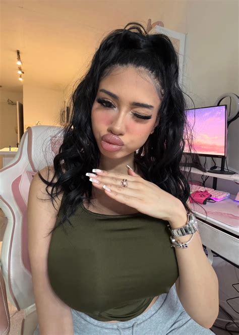 Post By Brattyxxdoll On X 1 Or 2