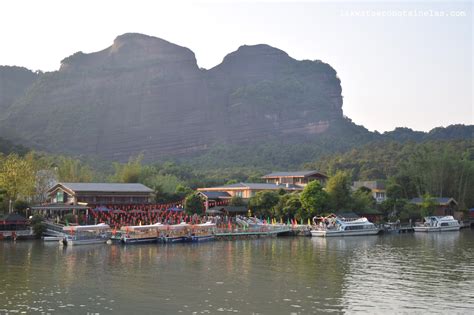 Mount Danxia World Famous Unesco Geopark Of China” Lakwatserong