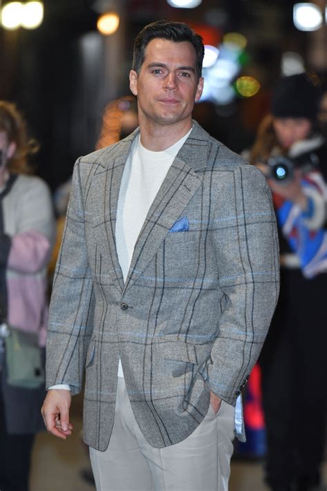 Henry Cavill Is Not Gay And Does Not Mind Coming Across As Homosexual