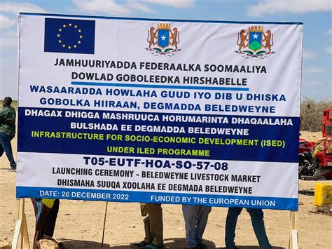 Wasiirka Xanaanada Xoolaha Hirshabeele Oo Dhagax Dhigay Suuqa Xoolaha Radio Muqdisho