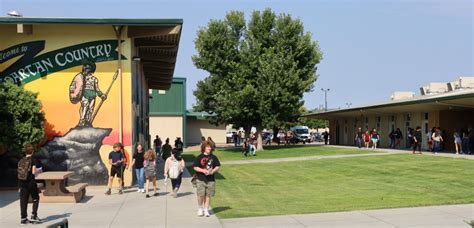 Off To A Sunny Start Red Bluff High School Back In Session Red Bluff