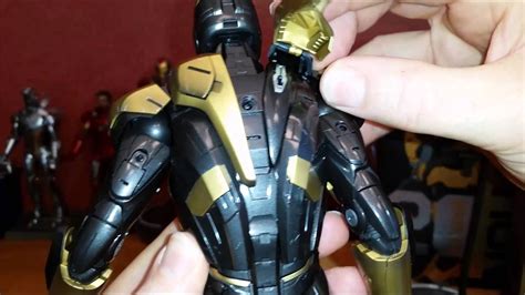 Unboxing Hot Toys Iron Man Mk 20 Python 16 Scale Figure Mms 248 Pt 3