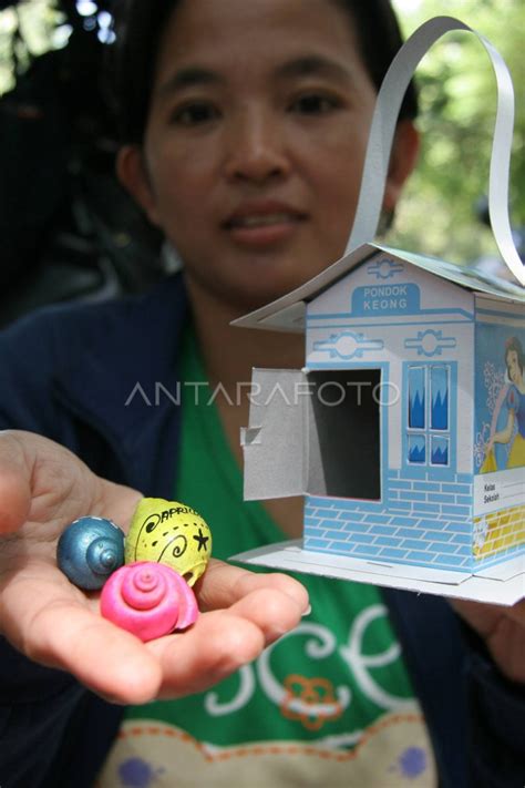 Keong Warna Warni Antara Foto