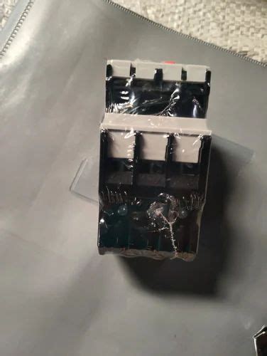 Lynt 3 Pole Thermal Overload Relay 6 10a For Din Rail Mounting Trip