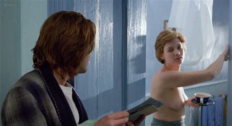 Kerry Fox Nue Dans Shallow Grave