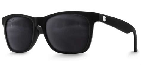 Navigating Sunglasses For Larger Heads Dos And Donts Fashion Beauty