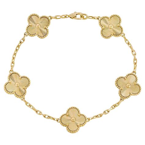 Van Cleef And Arpels Yellow Gold Guilloche Vintage Alhambra 5 Motif