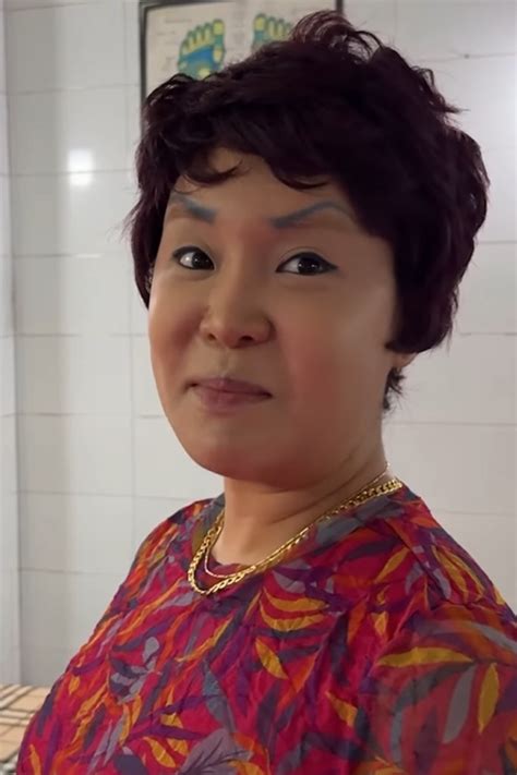 랄랄 같은 사람 맞아 완벽 변신 실제보다 더 실제같은 아줌마 메이크업에 깜짝 뷰티는 내운명