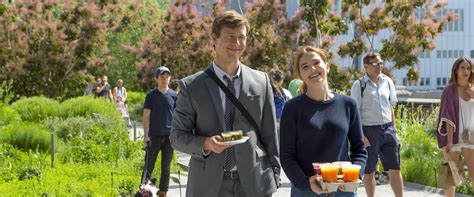 Set It Up Movie Review Film Summary 2018 Roger Ebert