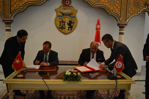 اختتام أشغال الدورة الثالثة للجنة المشتركة التونسية الفيتنامية