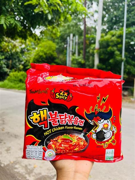 Mee Mee ယိုးဒယားမုန့်မျိုးစုံ လက်လီလက်ကား