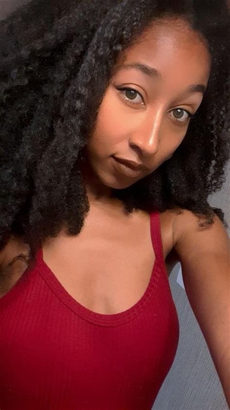 Perfil De Jamile 21 Encontros Online