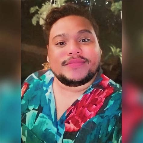 Ricardo Acevedo Richyacevedo • Threads Say More