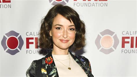 Milana Vayntrub Net Worth: Exploring The Life And Career Of The Talented Actress