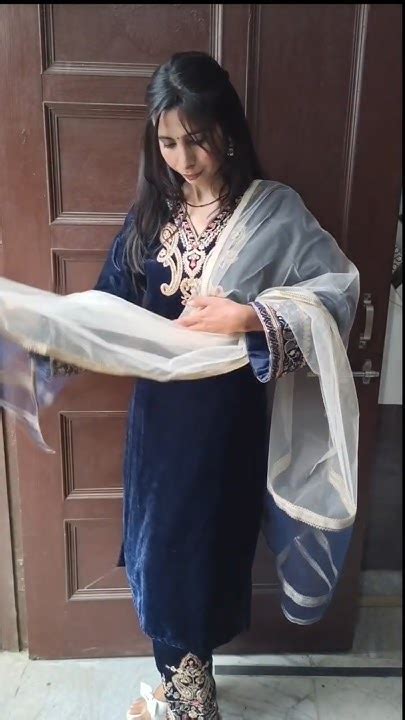 New Year Glam Makeup Look 🦢 Youtubeshortstrending Makeupartist