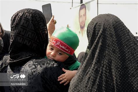 همشهری آنلاین تصاویر تشییع پیکر شهیدان سیروس درخشان فر و مهدی امینی