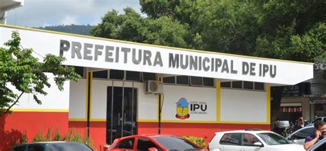 Ipu Ce Homem Preso Pela Guarda Municipal Ap S Furtar Aparelho Celular De Dentro De Um Ve Culo